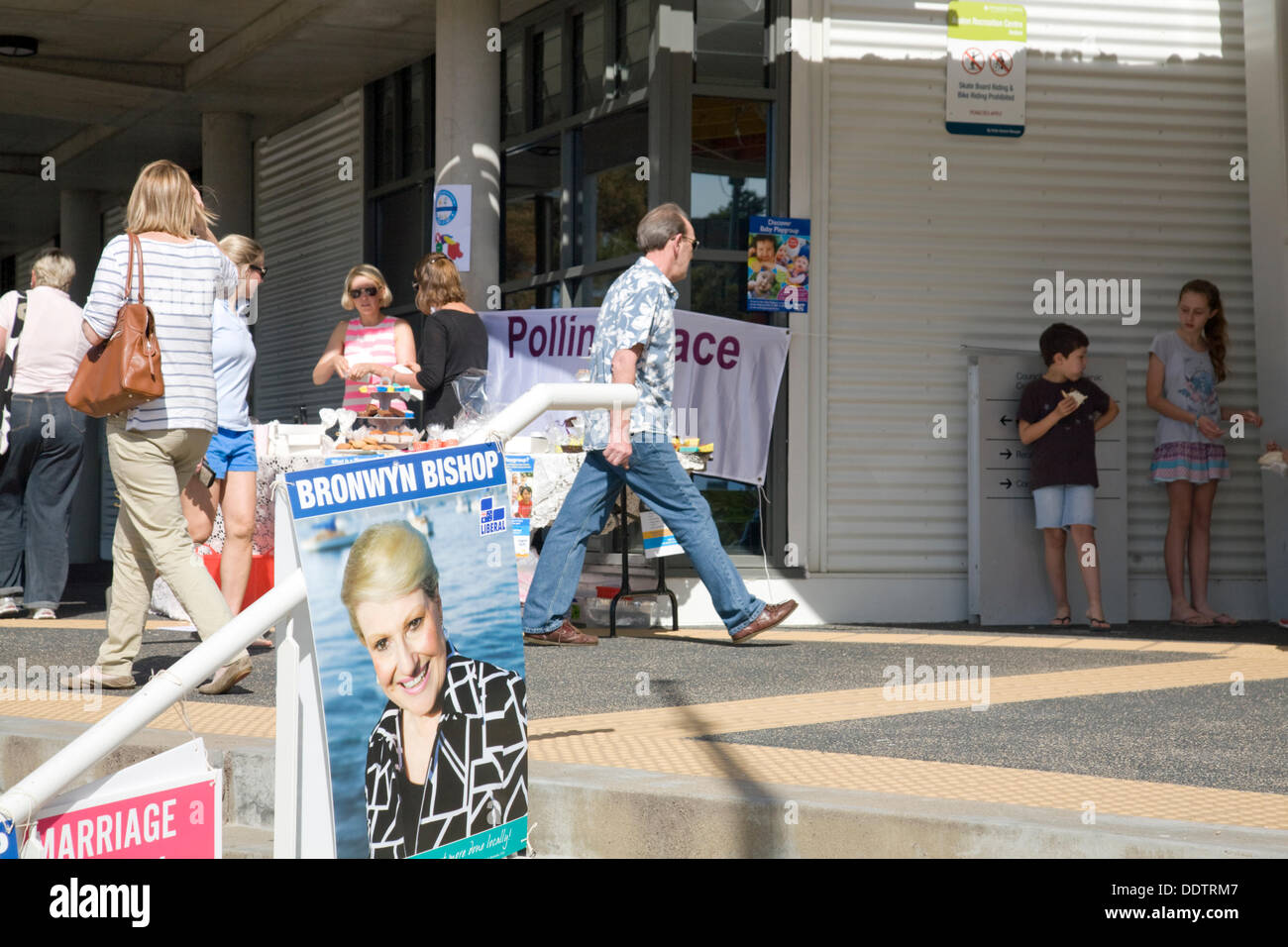 Australian polling centre hi-res stock photography and images - Alamy