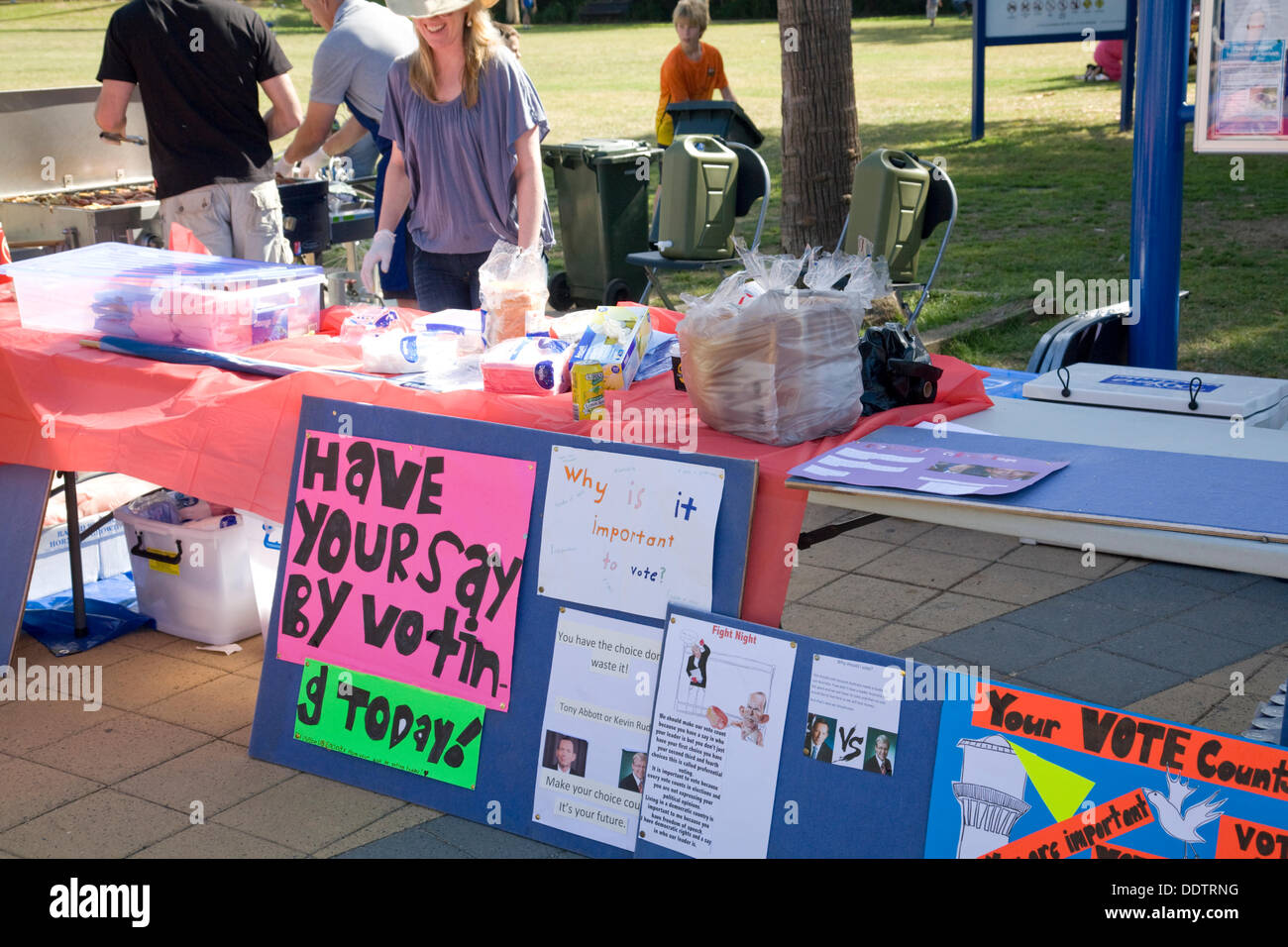 Bbq station hi-res stock photography and images - Alamy