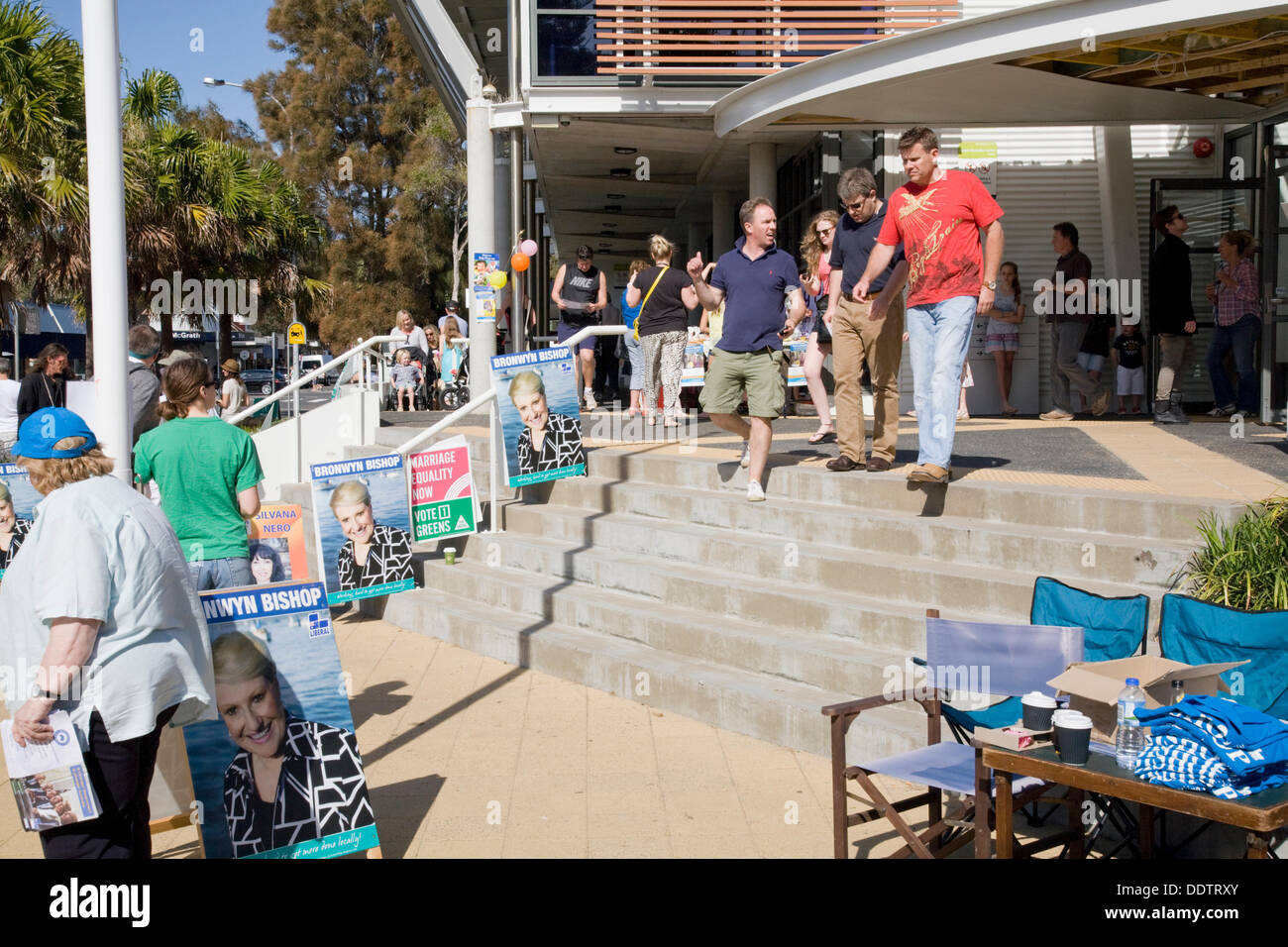 Polling centre australia hi-res stock photography and images - Alamy