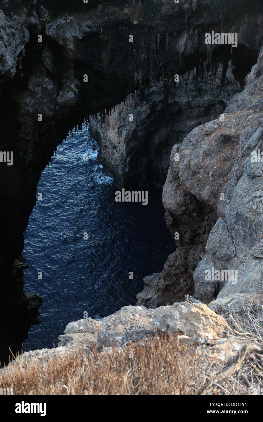 Arc profile hi-res stock photography and images - Alamy