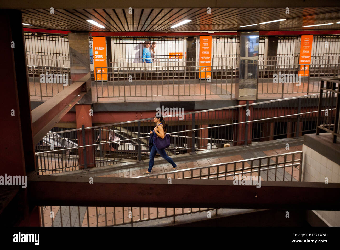 34th street station, F-line, subway, Manhattan, New York, United States ...