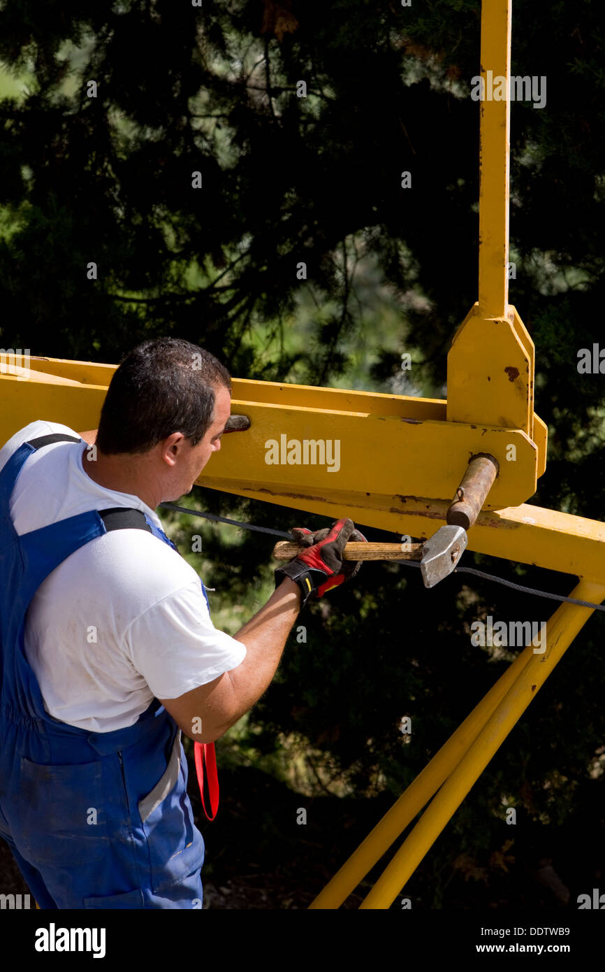 Hammer and pinion hi-res stock photography and images - Alamy