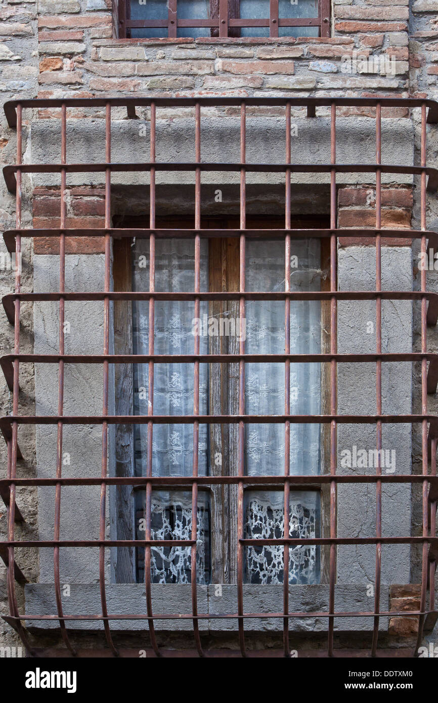 Old square glass window hi-res stock photography and images - Alamy