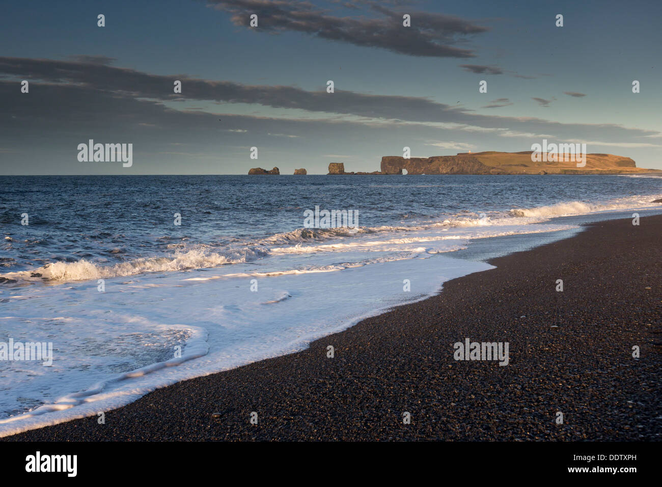 Dyrholaey rock hi-res stock photography and images - Alamy