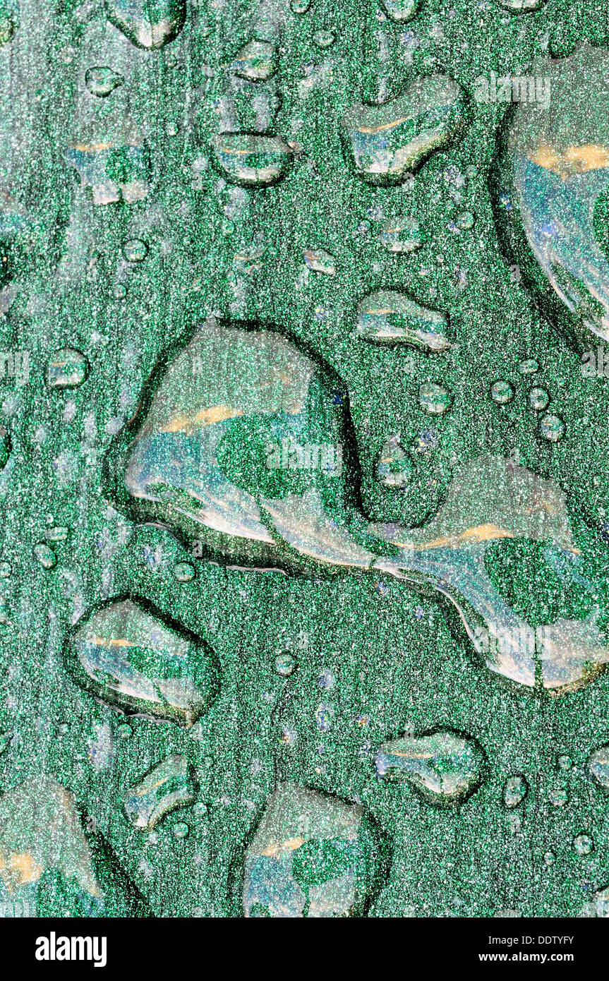 Raindrop rain metal metallic hi-res stock photography and images - Alamy