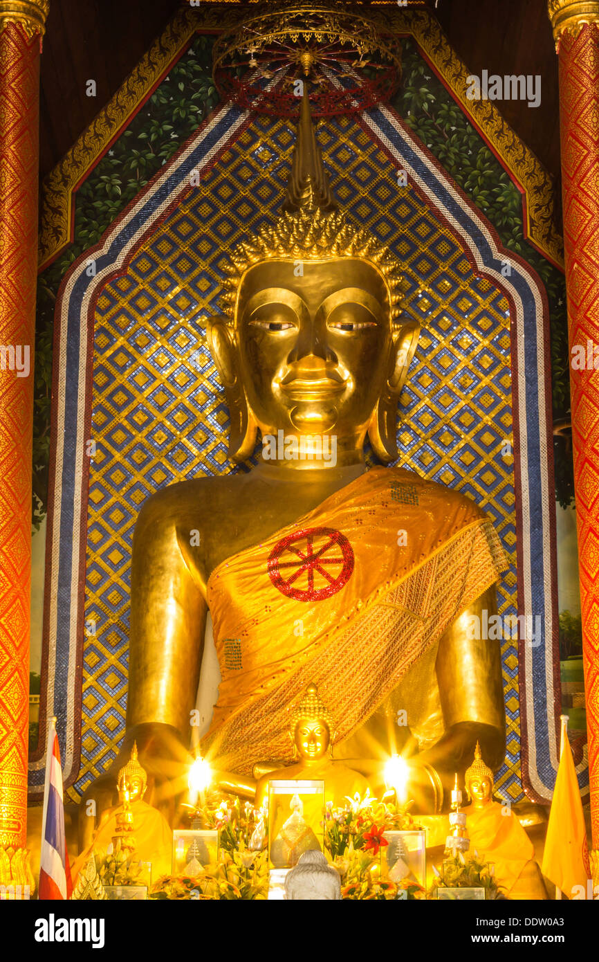 Wat chomphu hi-res stock photography and images - Alamy