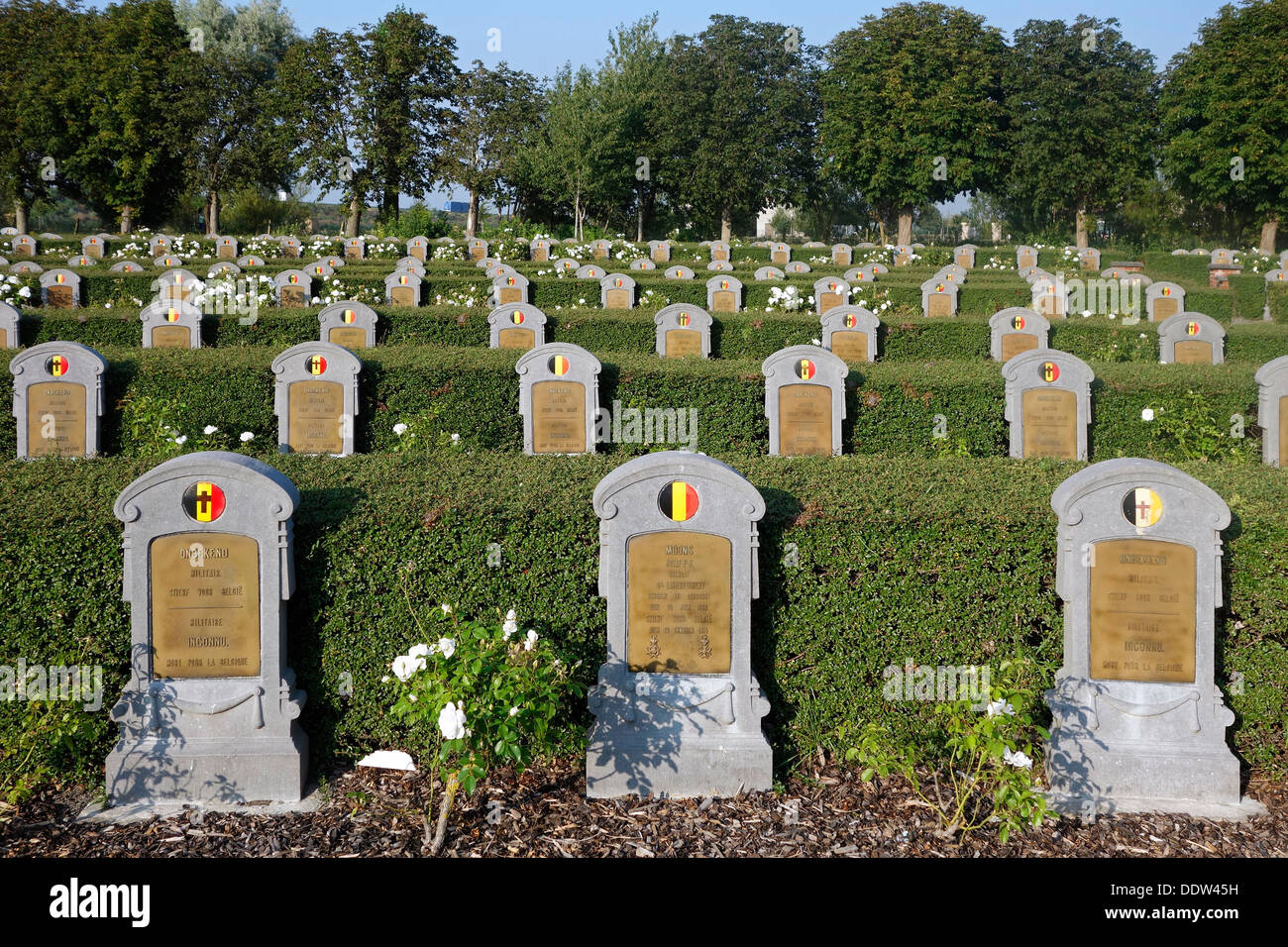 First World War One graves of fallen WW1 soldiers at the Belgian ...