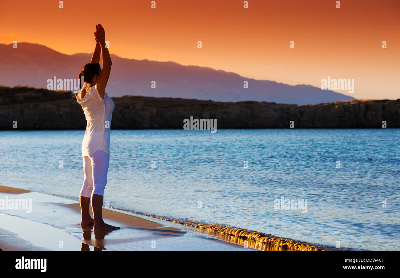 Healthy middle hi-res stock photography and images - Alamy