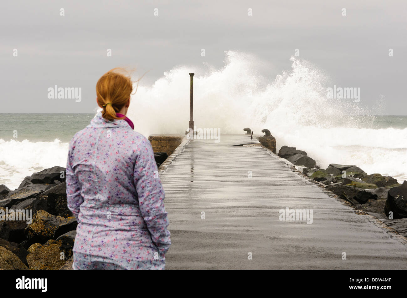 Wave crashing pier hi-res stock photography and images - Alamy