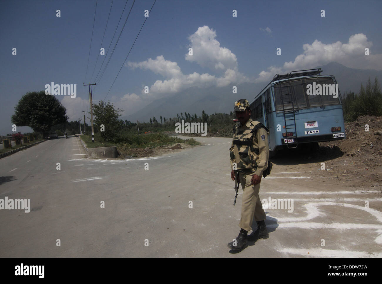 Solder stand hi-res stock photography and images - Alamy