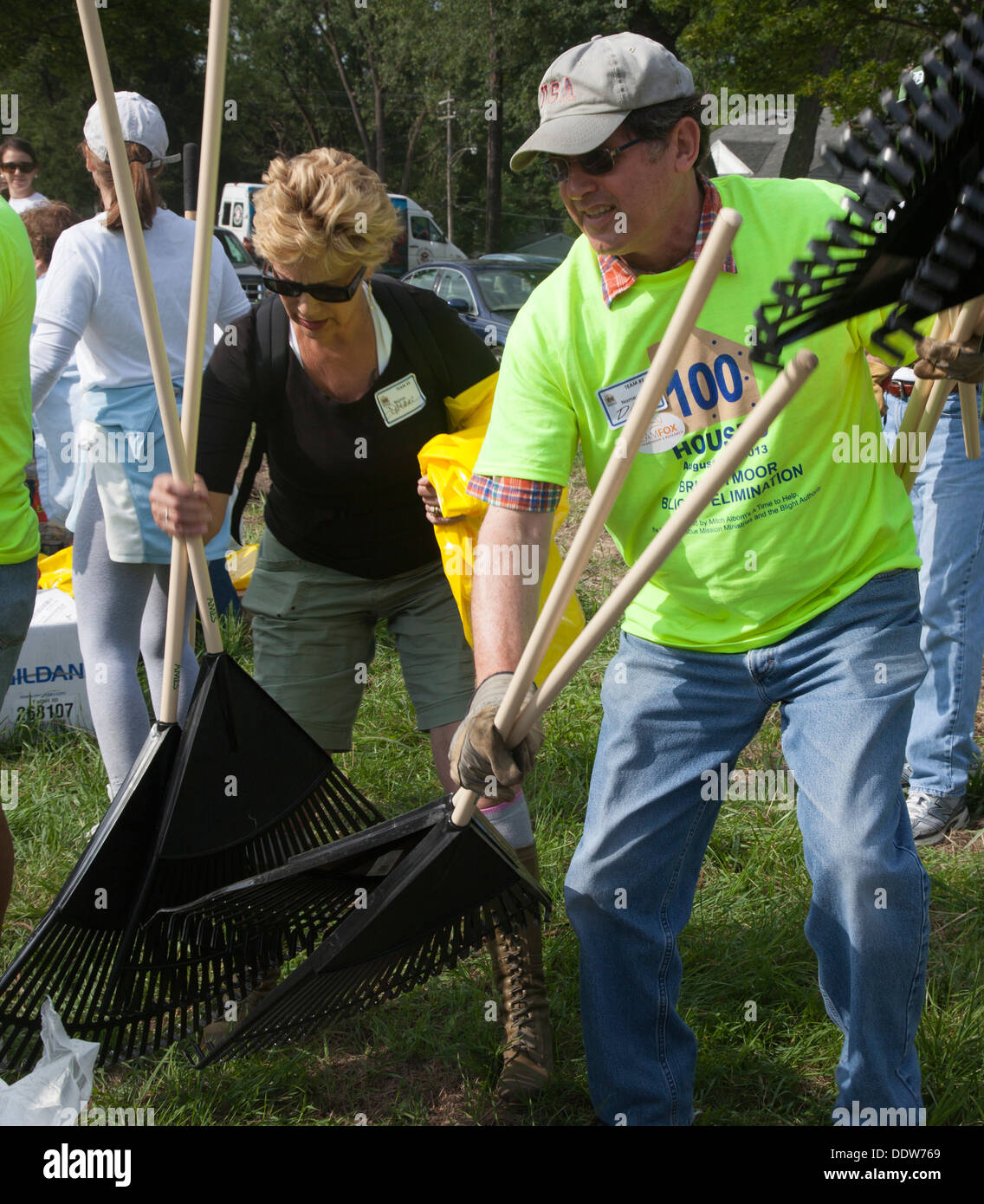 Volunteers clean trash and debris from Detroit's Brightmoor ...