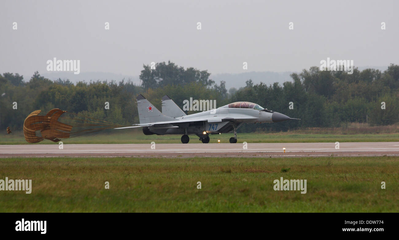 Mig 35 hi-res stock photography and images - Alamy