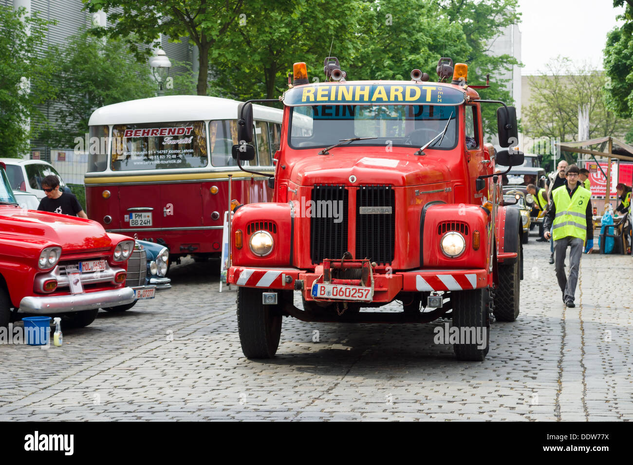 Old scania truck hi-res stock photography and images - Alamy