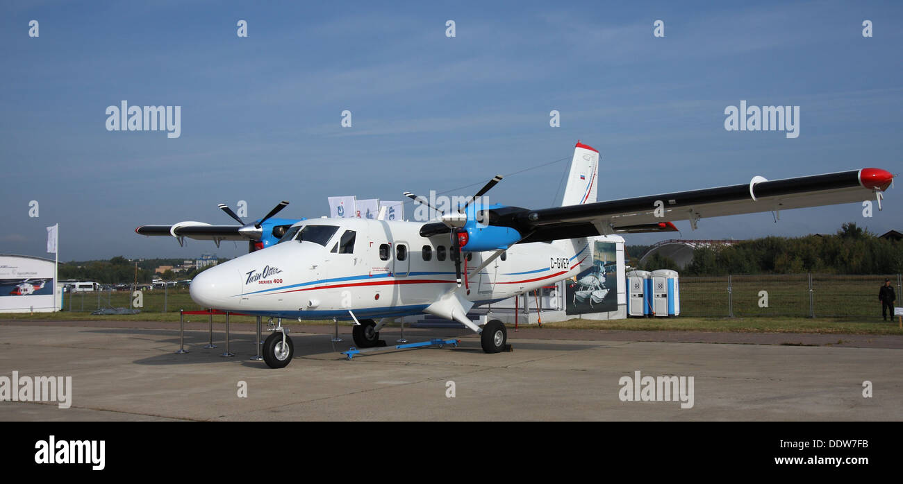 De havilland canada dhc 6 hi-res stock photography and images - Alamy