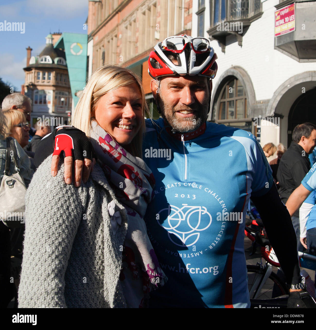 Andy Redman with his wife Jenny waiting for the start Stock Photo - Alamy