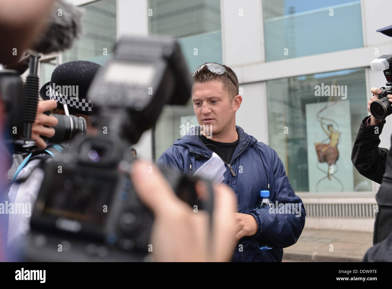 Edl leader hi-res stock photography and images - Alamy