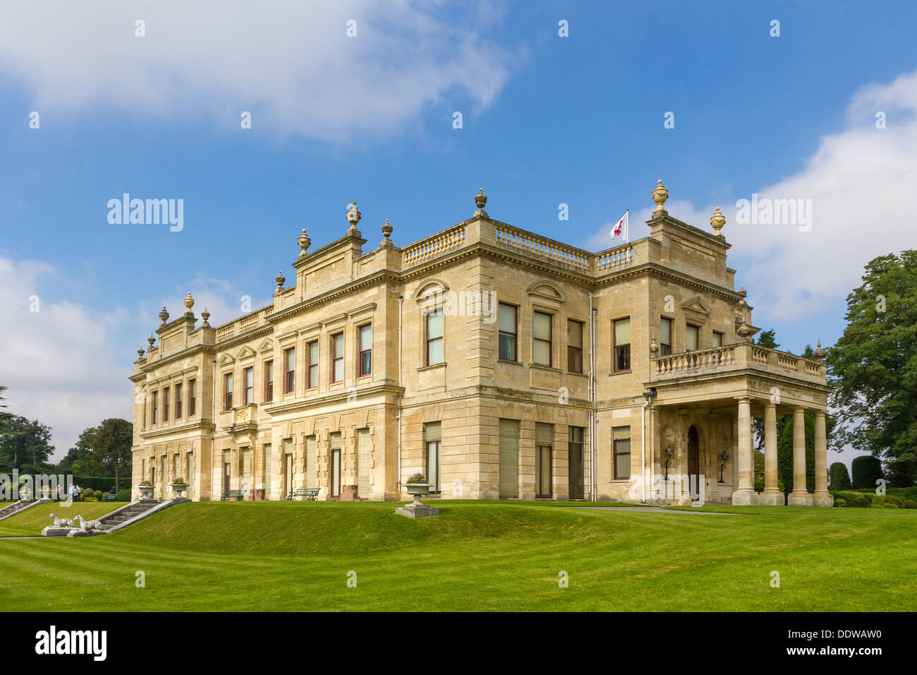 Brodsworth brodsworth hall hi-res stock photography and images - Alamy