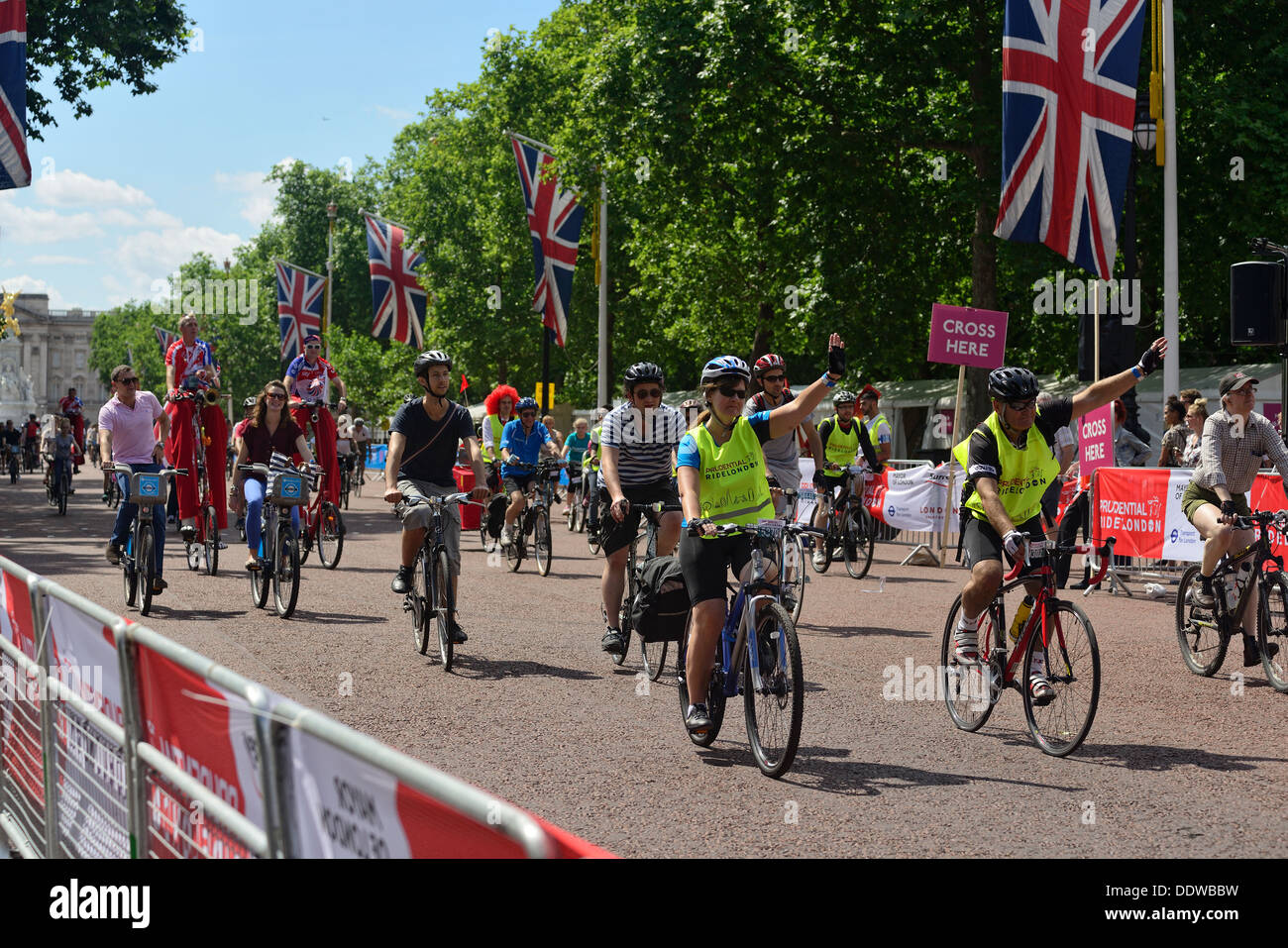 Prudential mall hi-res stock photography and images - Alamy