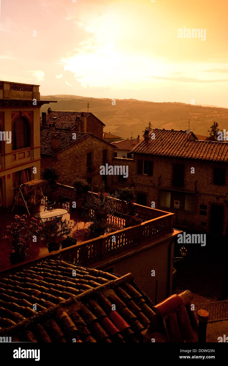 Italian rooftops hi-res stock photography and images - Alamy