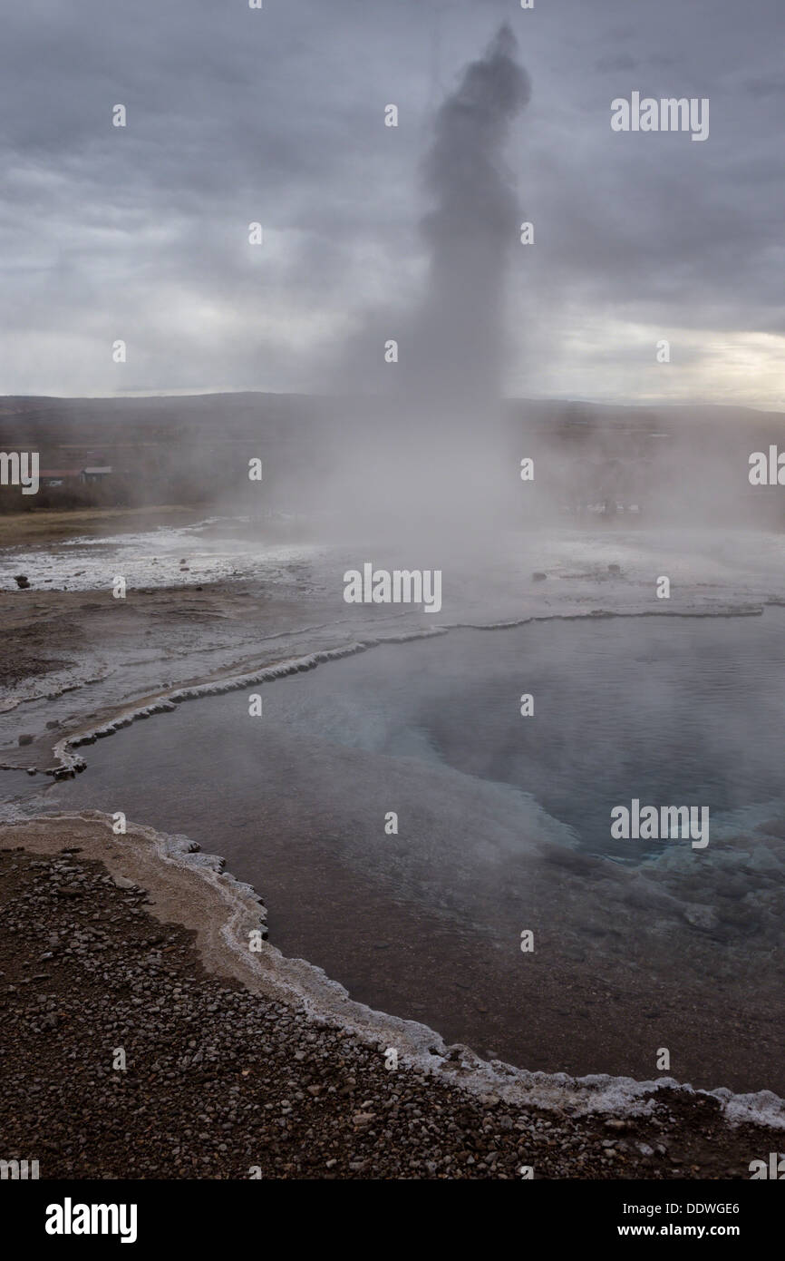 Steam plumes hi-res stock photography and images - Alamy