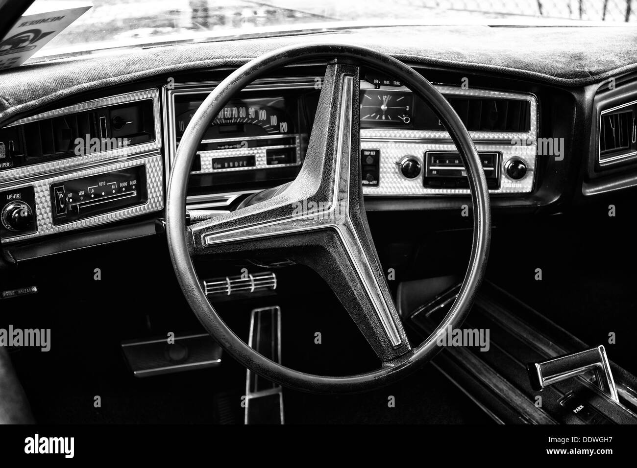 Cab Buick Riviera GS Stage I (black and white Stock Photo - Alamy