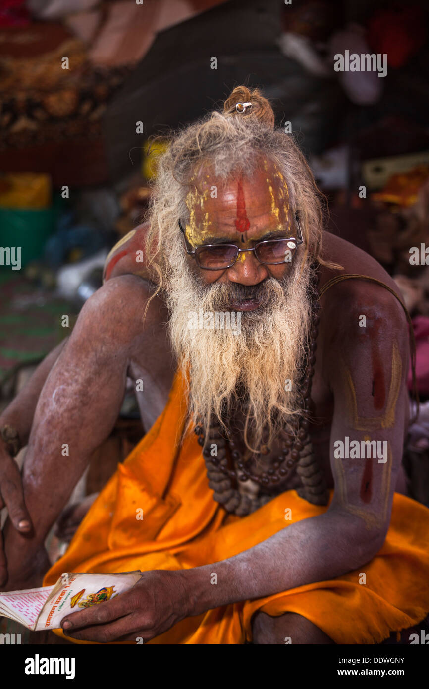 Yellow Tilak High Resolution Stock Photography and Images - Alamy