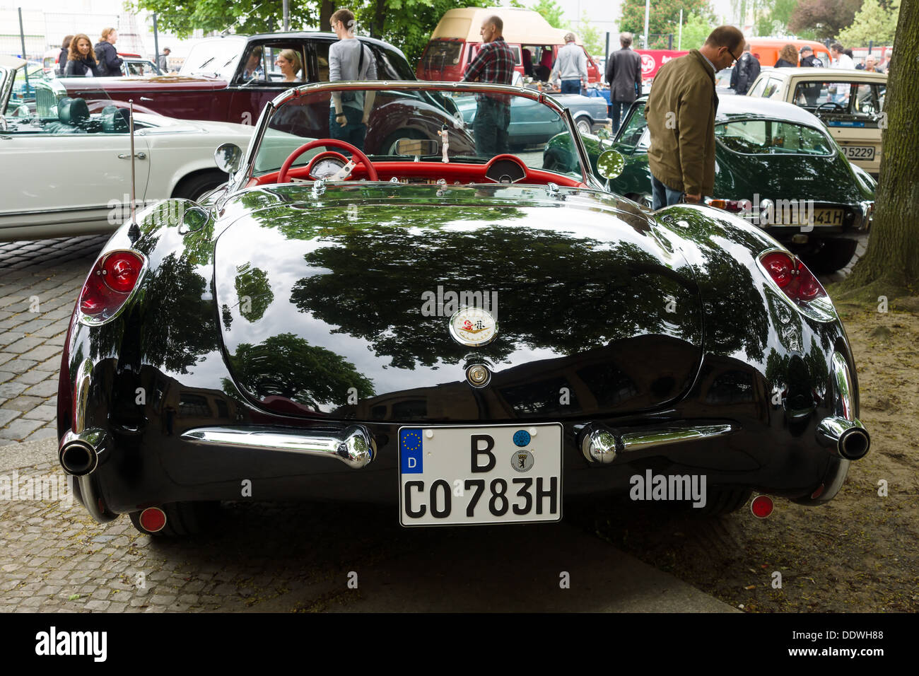 Sport car Chevrolet Corvette (C1), rear view Stock Photo - Alamy