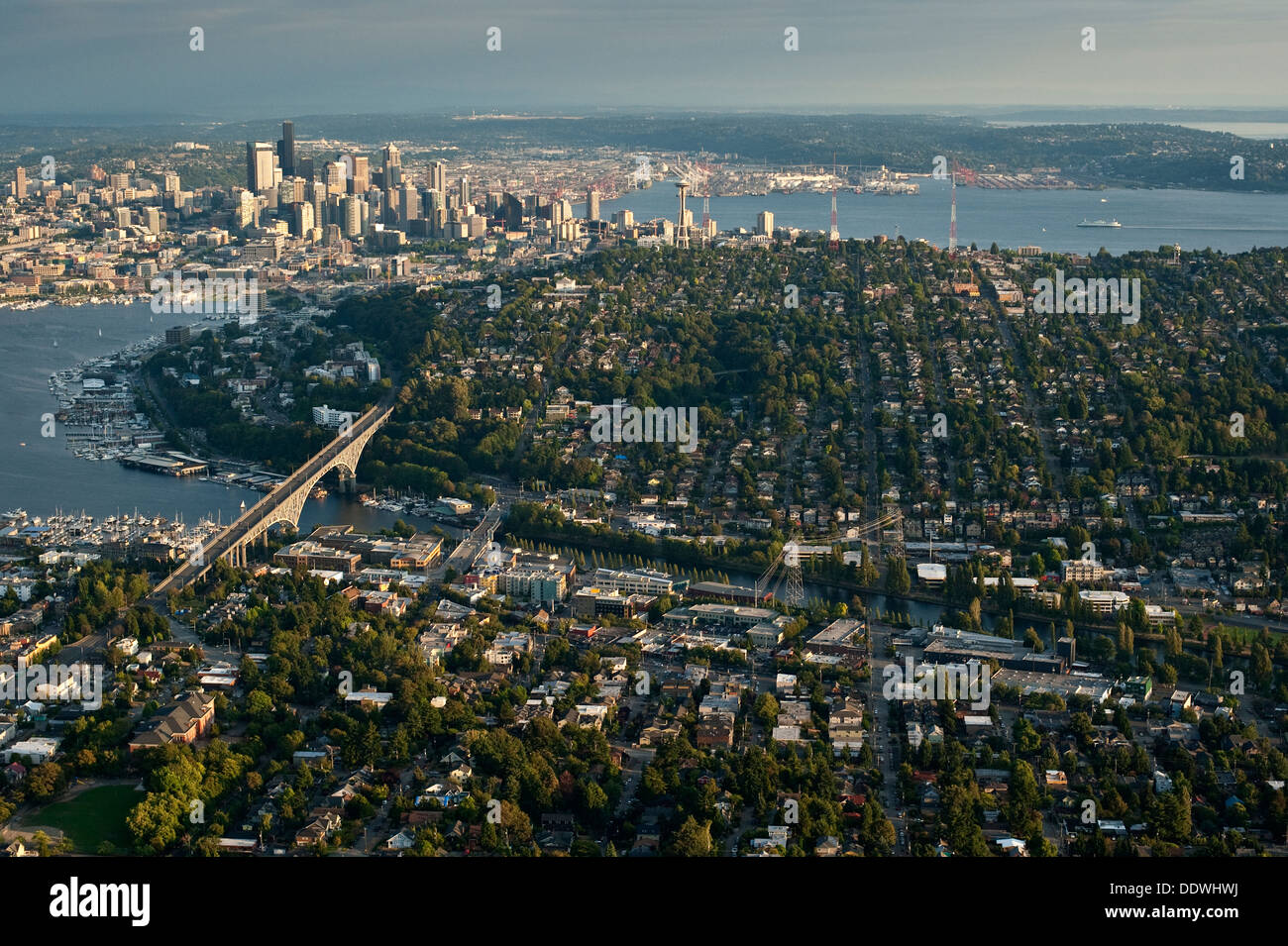 Seattle downtown view with landscapes hi-res stock photography and ...