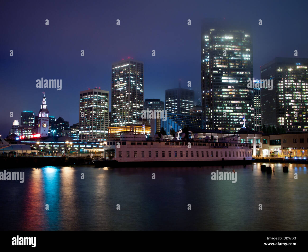 Ferry building san francisco night hi-res stock photography and images ...