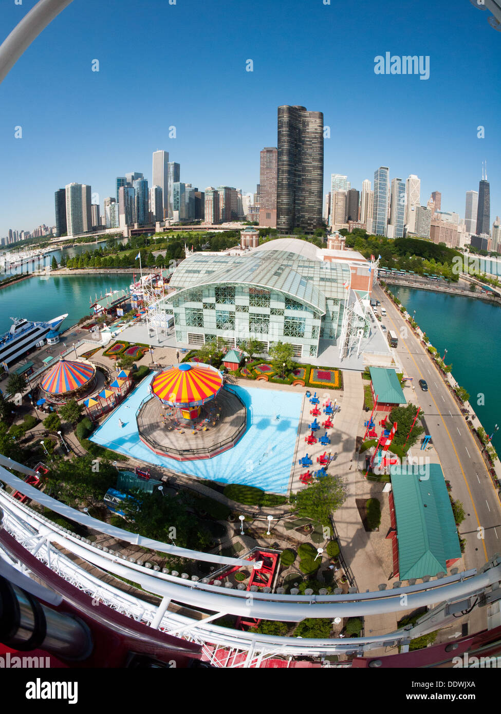 Chicago navy pier skyline hi-res stock photography and images - Alamy