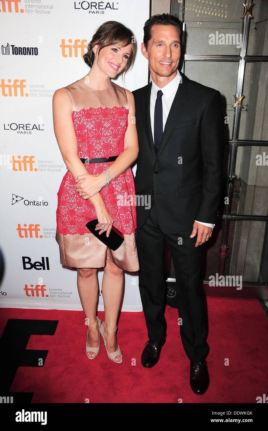 Toronto, ON. 7th Sep, 2013. Jennifer Garner, Matthew McConaughey at ...