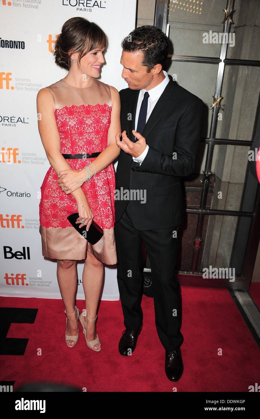 Toronto, ON. 7th Sep, 2013. Jennifer Garner, Matthew McConaughey at ...