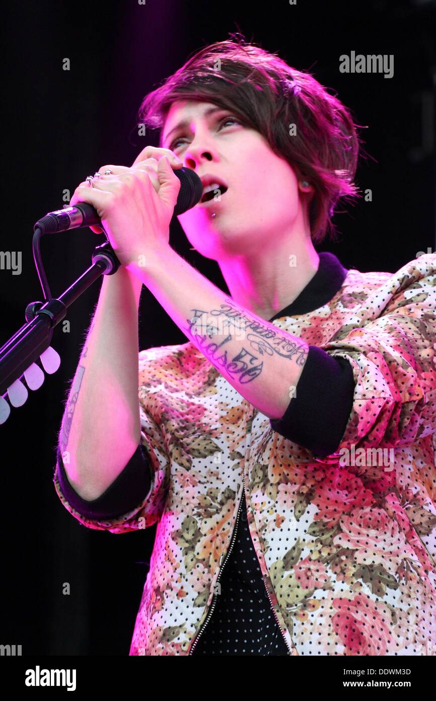 Sara quin hi-res stock photography and images - Alamy