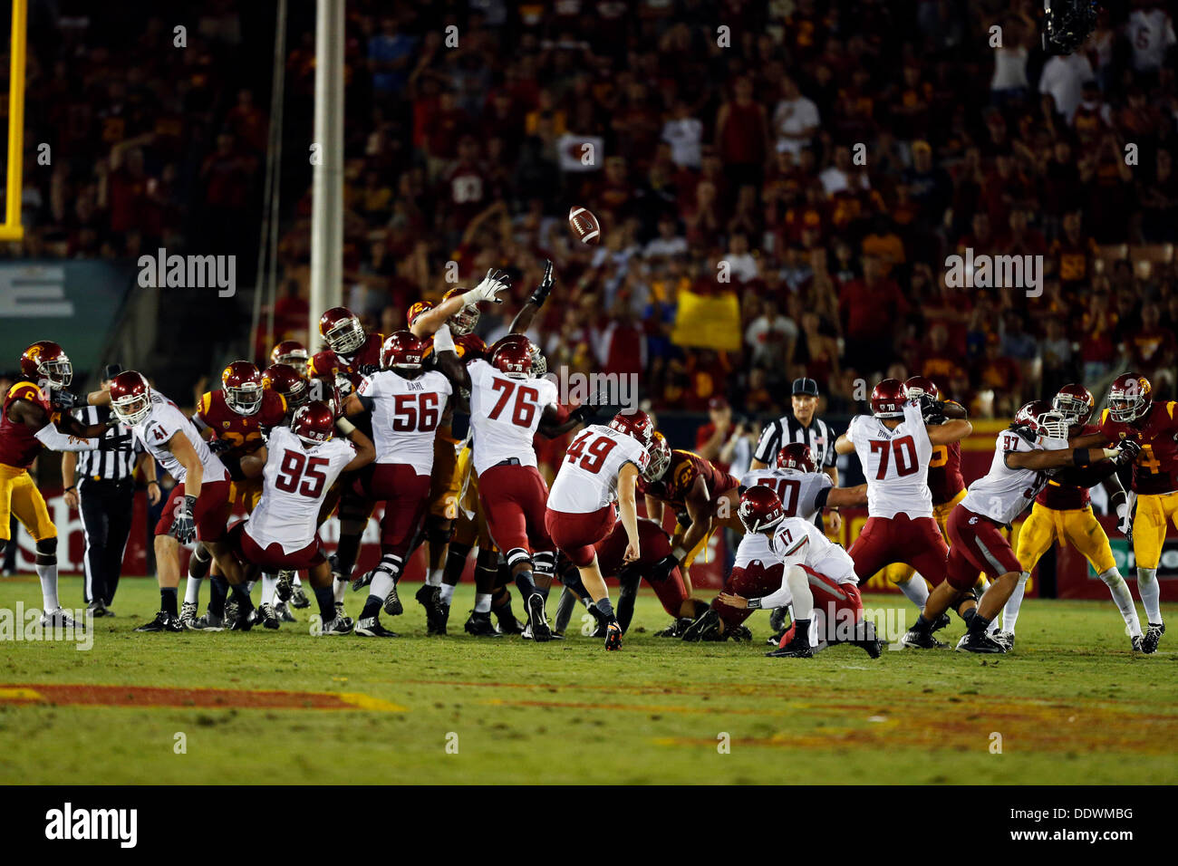 Los Angeles, CA, USA. 7th Sep, 20113. Washington State Cougars kicker ...
