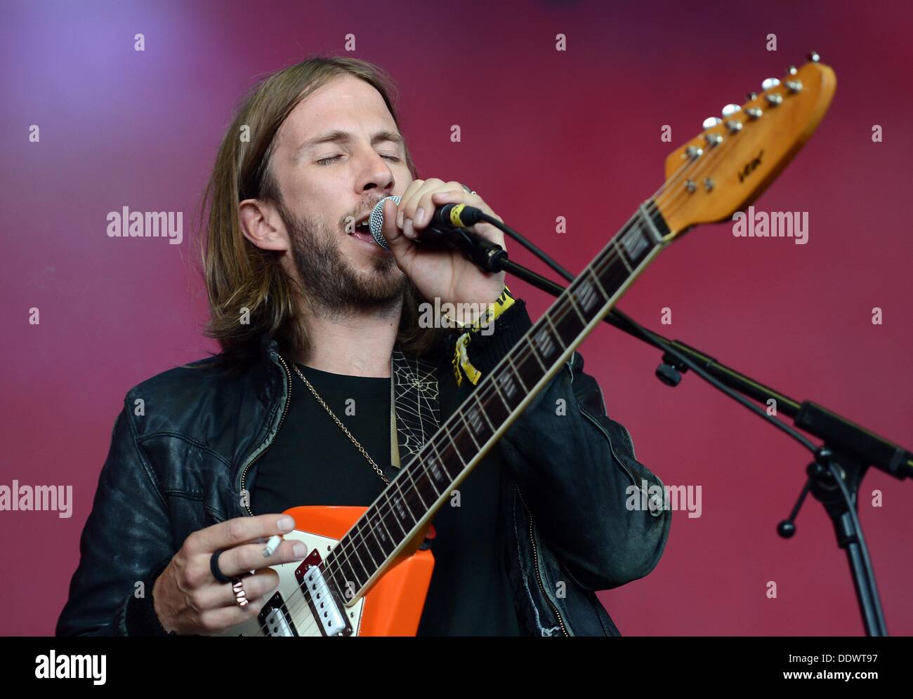 Berlin, Germany. 07th Sep, 2013. Singer Simon Milner of the British ...