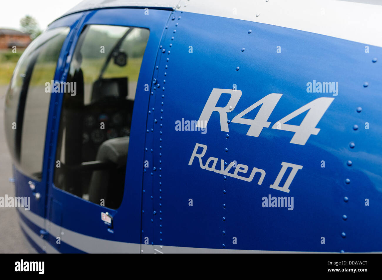 Robinson r44 raven ii hi-res stock photography and images - Alamy