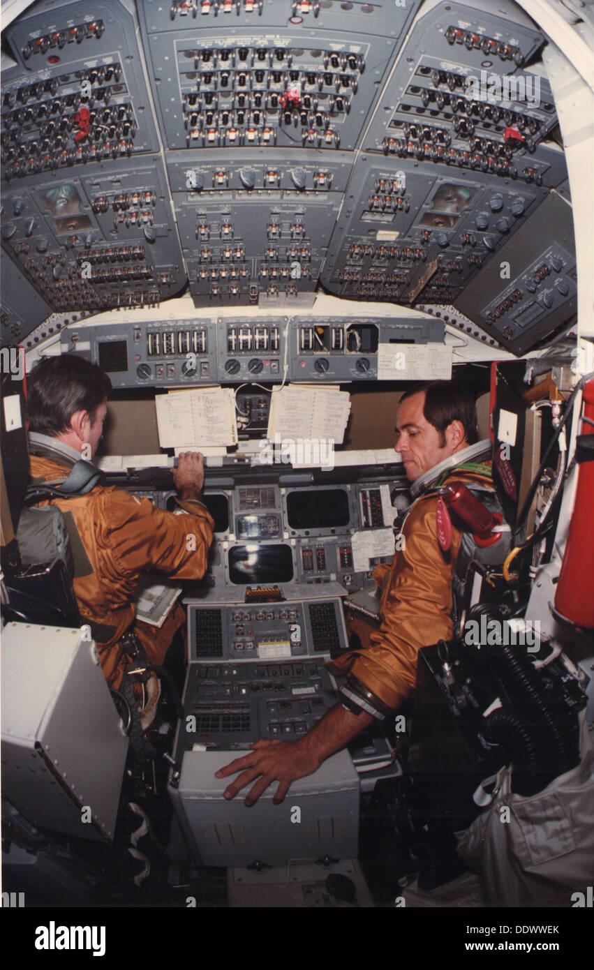 Space Shuttle Cabin Crew