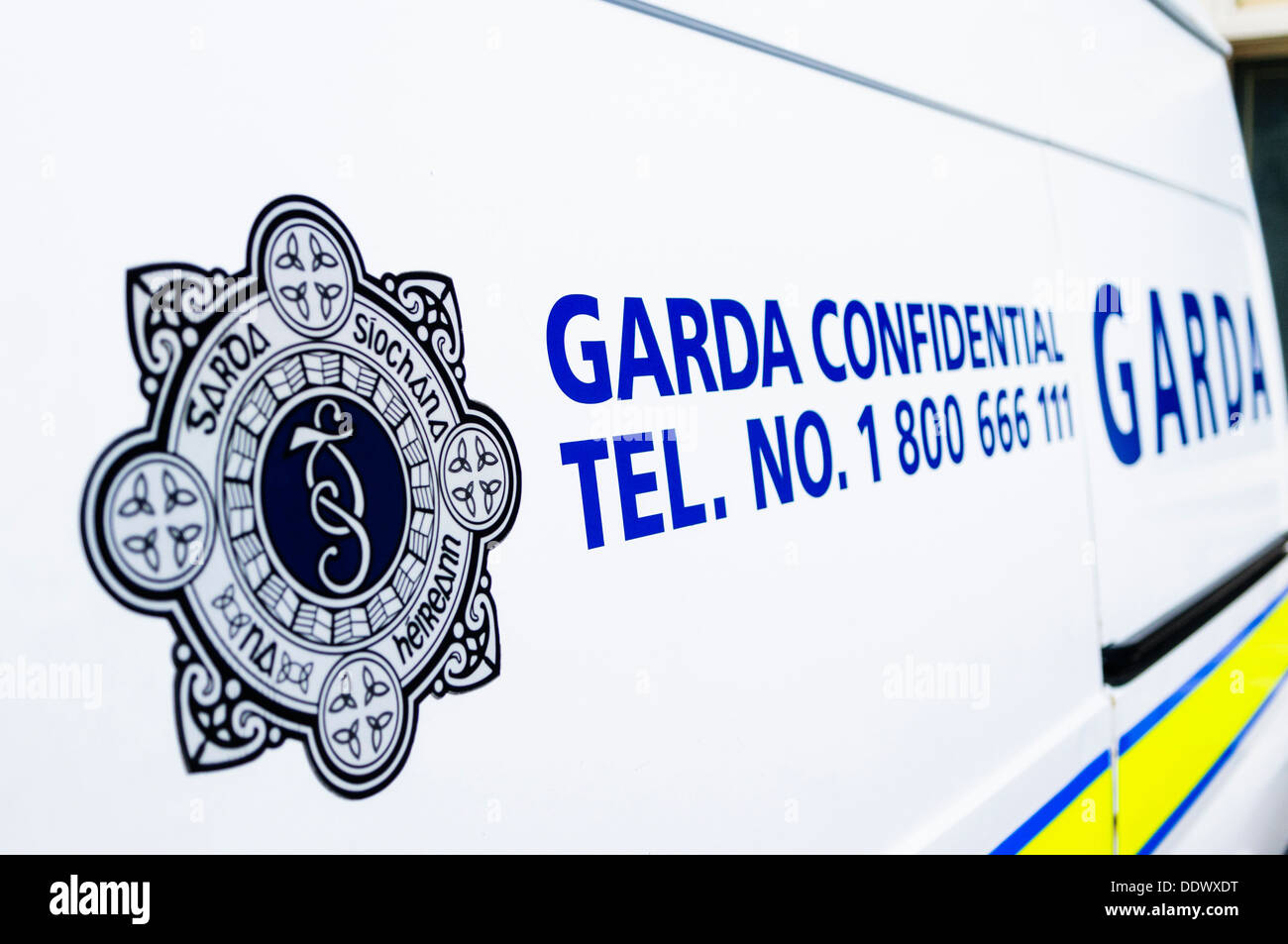 Garda siochana logo hi-res stock photography and images - Alamy