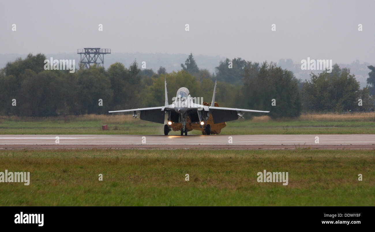 Mig 35 hi-res stock photography and images - Alamy