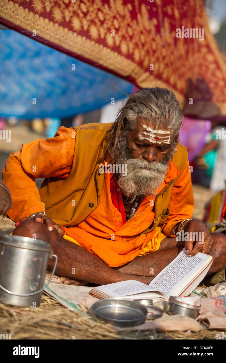 Sadhu meditation indian hi-res stock photography and images - Alamy
