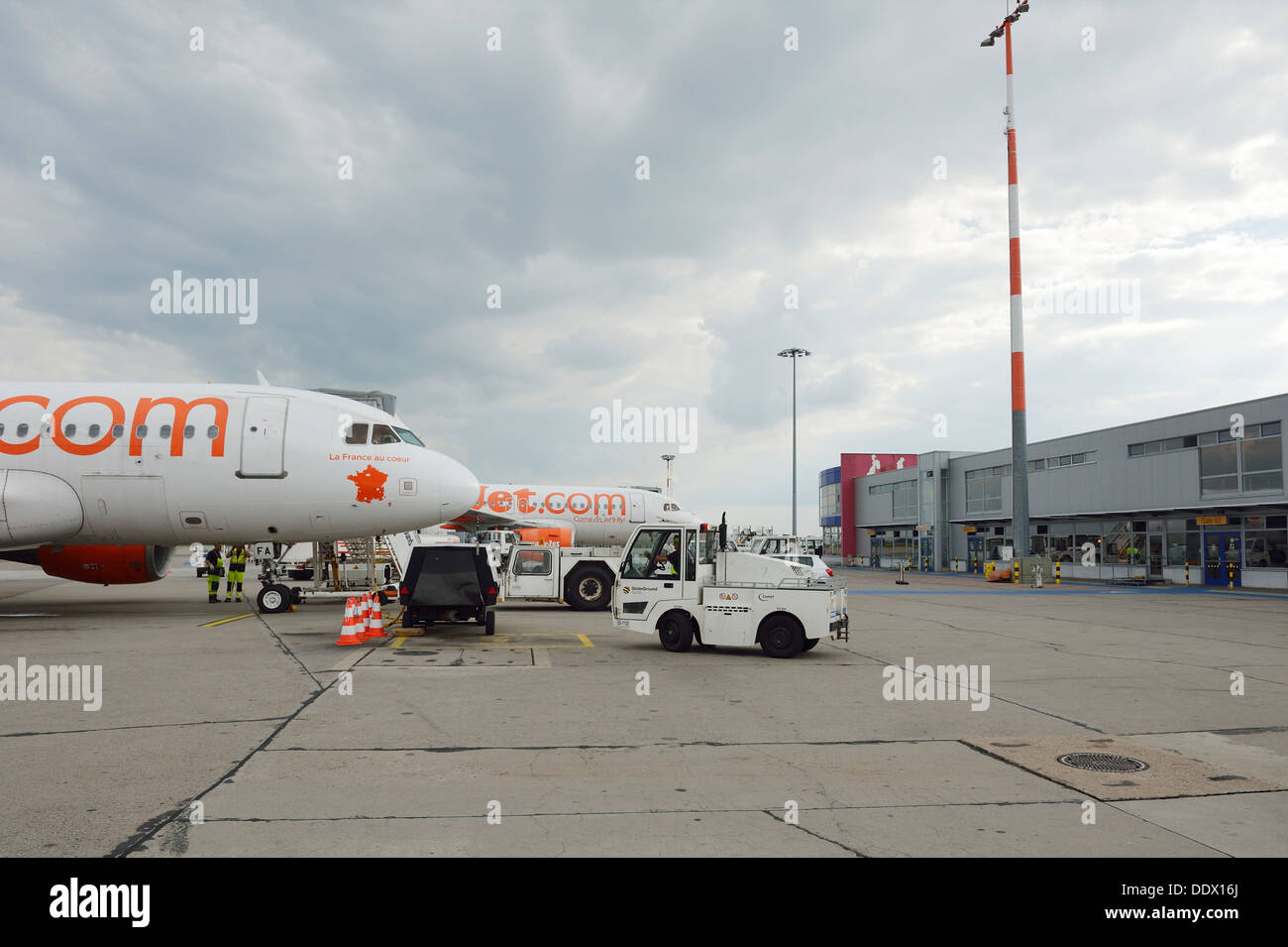EasyJet airplanes at Berlin Schoenefeld Airport Germany Stock Photo - Alamy