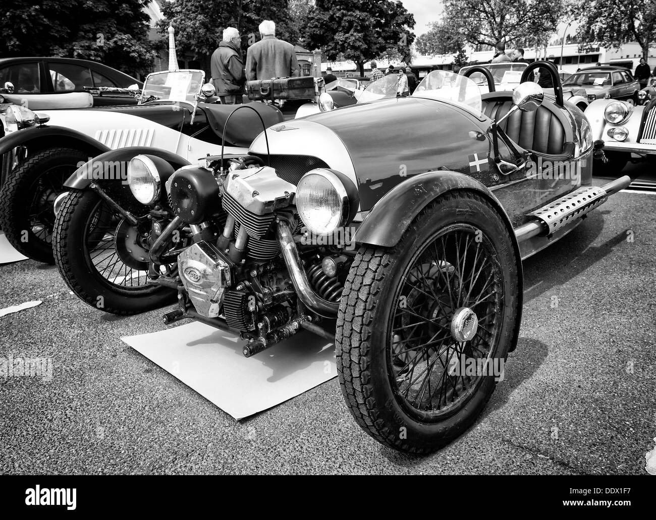 Car Morgan, V-Twin three-wheelers (black and white Stock Photo - Alamy