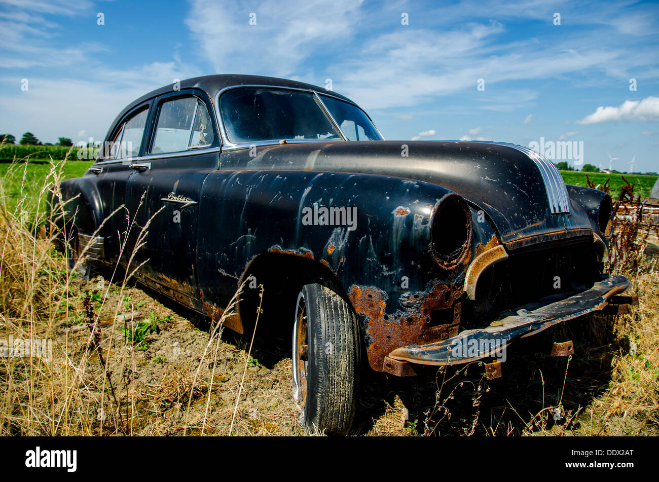 Old car side hi-res stock photography and images - Alamy