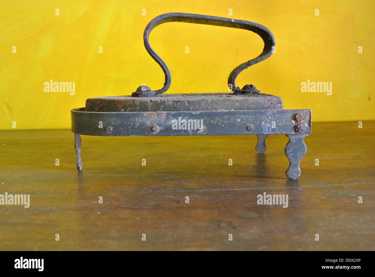 Flat iron stand hi-res stock photography and images - Alamy