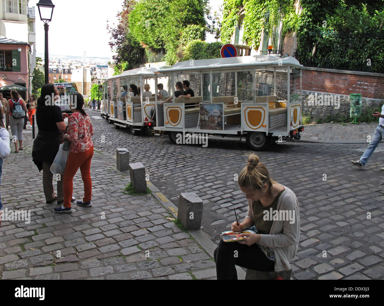 Little train,Butte Montmartre hill,Paris,France Stock Photo - Alamy