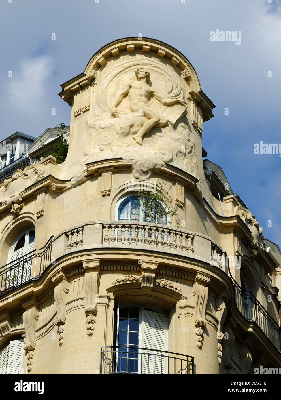 Haussmann building,Boulevard Raspail,Paris,France Stock Photo - Alamy
