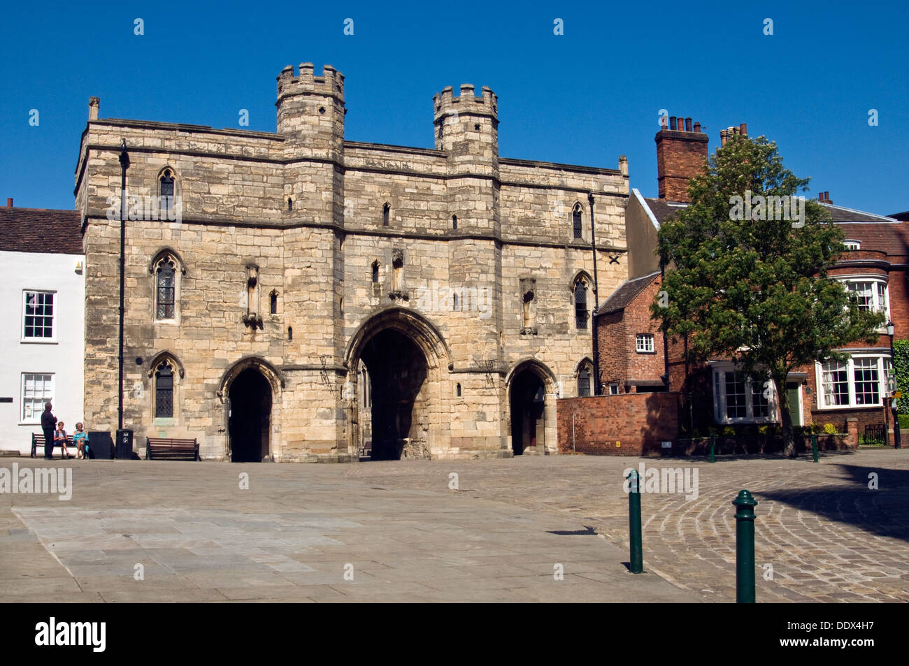 old Lincoln city gate at the old part Stock Photo - Alamy