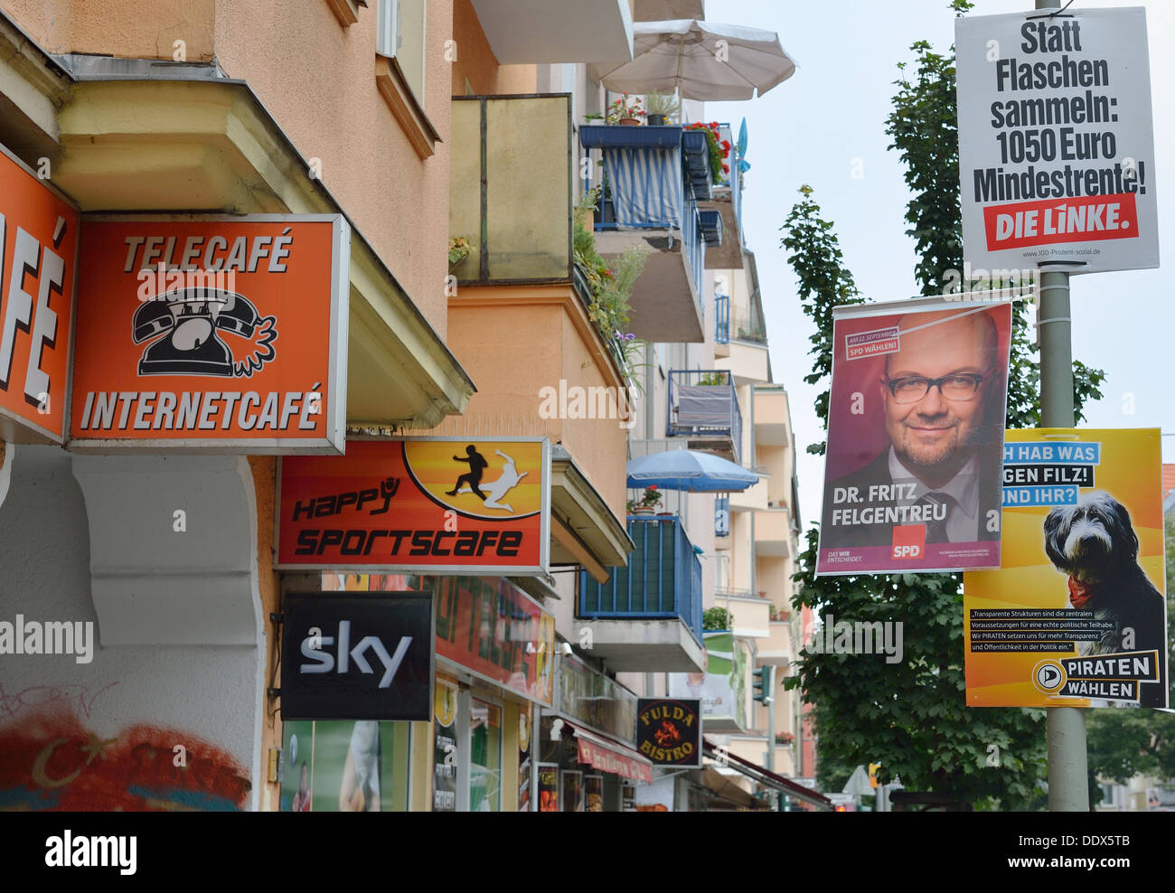 Berlin election posters hi-res stock photography and images - Alamy