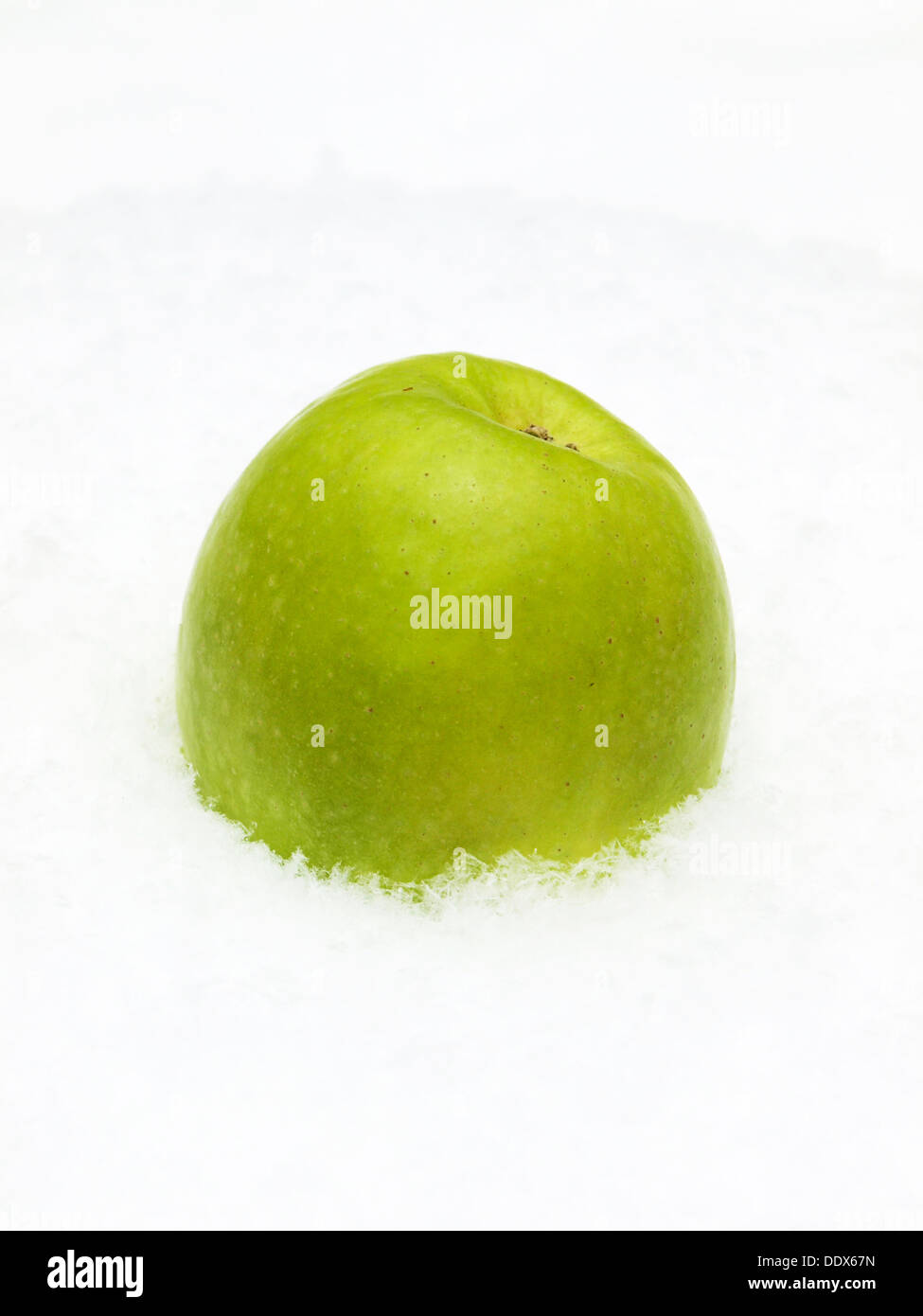 Snow white eat apple hi-res stock photography and images - Alamy
