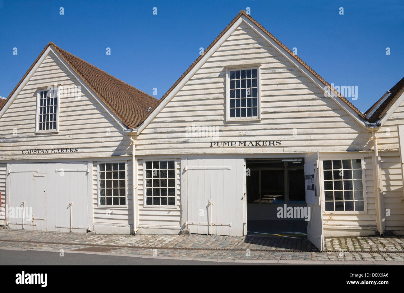 Chatham historic dockyard maritime museum hi-res stock photography and ...